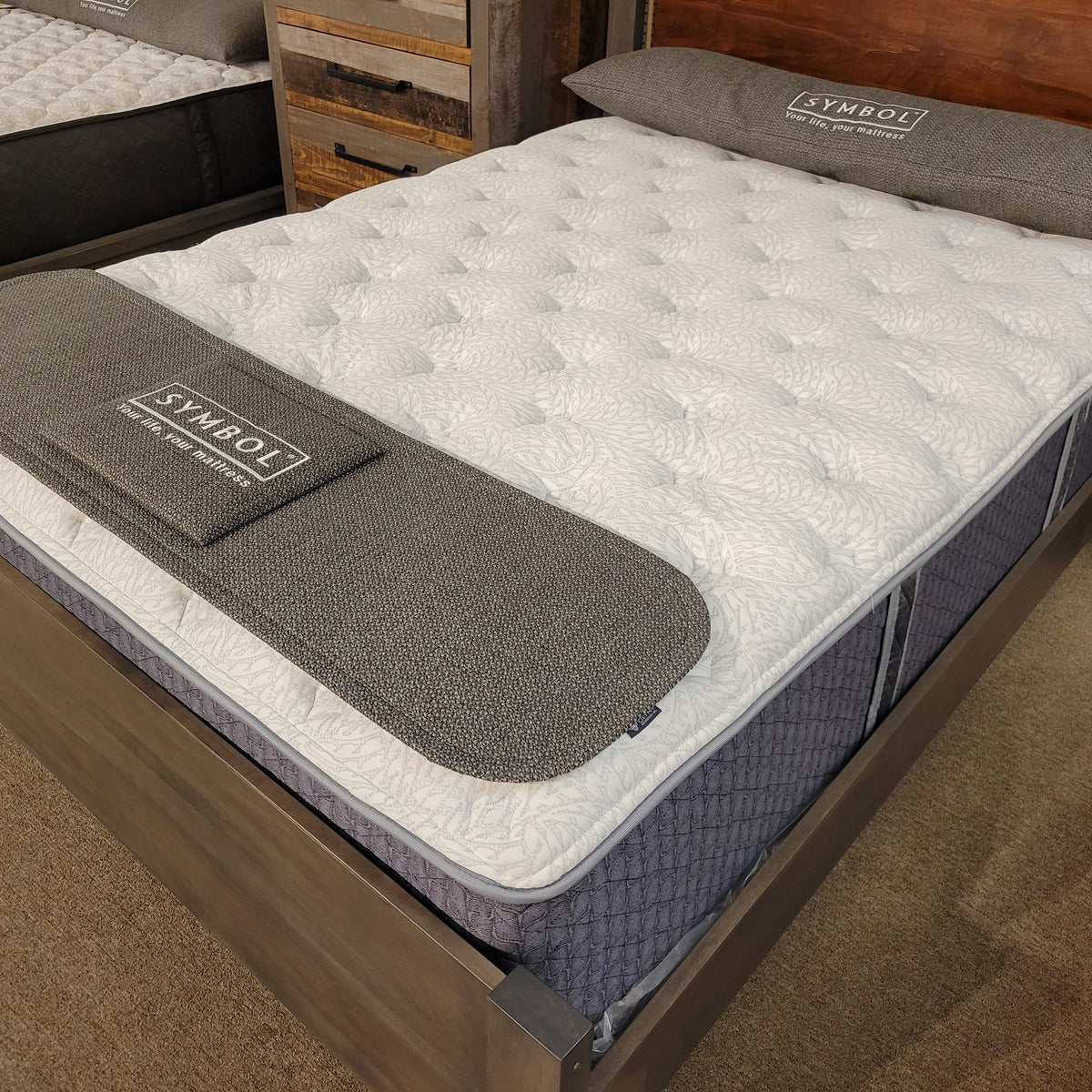 Aria Plush Mattress – Timlin's Furniture & Mattress